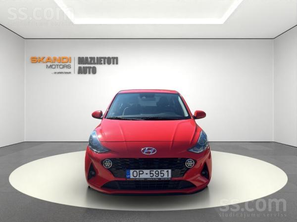 Красный Хендай и10 2021 в Рига, объемом двигателя 1.20 л и пробегом 19 тыс. км за 10990 €, фото 2 на AUTOMOTO.COM.LV