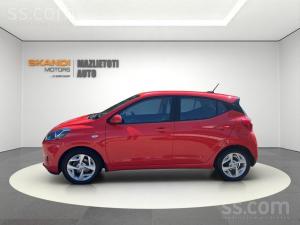 Red Hyundai i10 2021 in Riga, with an engine capacity of 1.20 L and mileage of 19 thousand km for 10990 €, photo 4 on AUTOMOTO.COM.LV