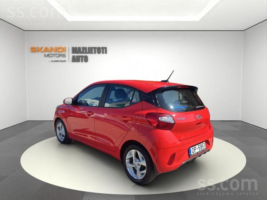 Red Hyundai i10 2021 in Riga, with an engine capacity of 1.20 L and mileage of 19 thousand km for 10990 €, photo 5 on AUTOMOTO.COM.LV