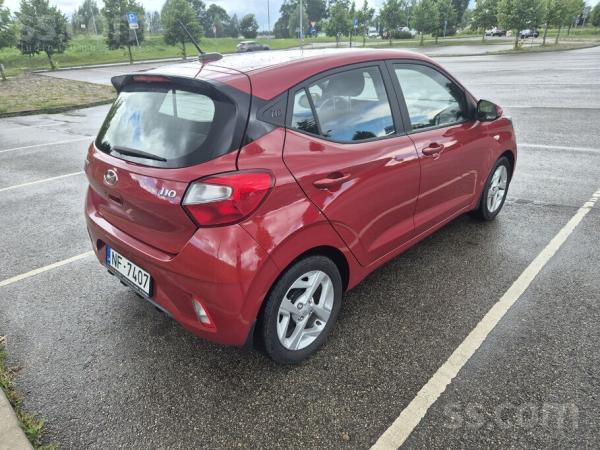Sarkans Hyundai i10 2022 Daugavpils, ar dzinēja tilpumu 1.20 L un nobraukumu 19 tūkst. km par 12000 €, foto 4 vietnē AUTOMOTO.COM.LV