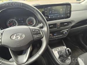 Sarkans Hyundai i10 2022 Daugavpils, ar dzinēja tilpumu 1.20 L un nobraukumu 19 tūkst. km par 12000 €, foto 7 vietnē AUTOMOTO.COM.LV