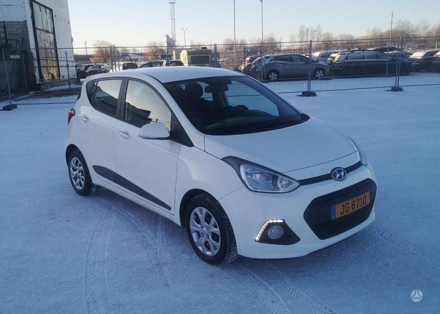 Balts Hyundai i10 2014 Marijampole, ar dzinēja tilpumu 1.00 L un nobraukumu 97 tūkst. km par 3700 €, foto 1 vietnē AUTOMOTO.COM.LV