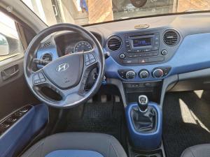 White Hyundai i10 2016 in Kelme, with an engine capacity of 1.25 L and mileage of 199 thousand km for 4300 €, photo 7 on AUTOMOTO.COM.LV