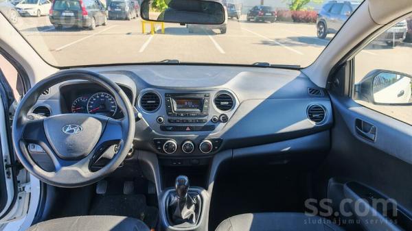 White Hyundai i10 2017 in Riga, with an engine capacity of 1.00 L and mileage of 173 thousand km for 3000 €, photo 6 on AUTOMOTO.COM.LV