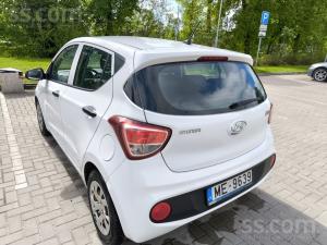 White Hyundai i10 2019 in Jelgava, with an engine capacity of 1.00 L and mileage of 183 thousand km for 4500 €, photo 3 on AUTOMOTO.COM.LV