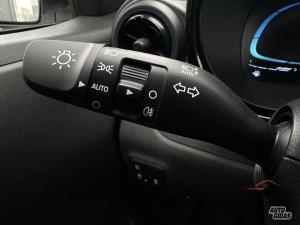 Balts Hyundai i10 2025 Avižieniai, ar dzinēja tilpumu 1.00 L un nobraukumu 1 tūkst. km par 13950 €, foto 12 vietnē AUTOMOTO.COM.LV