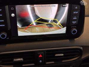 Balts Hyundai i10 2025 Avižieniai, ar dzinēja tilpumu 1.00 L un nobraukumu 1 tūkst. km par 13950 €, foto 18 vietnē AUTOMOTO.COM.LV