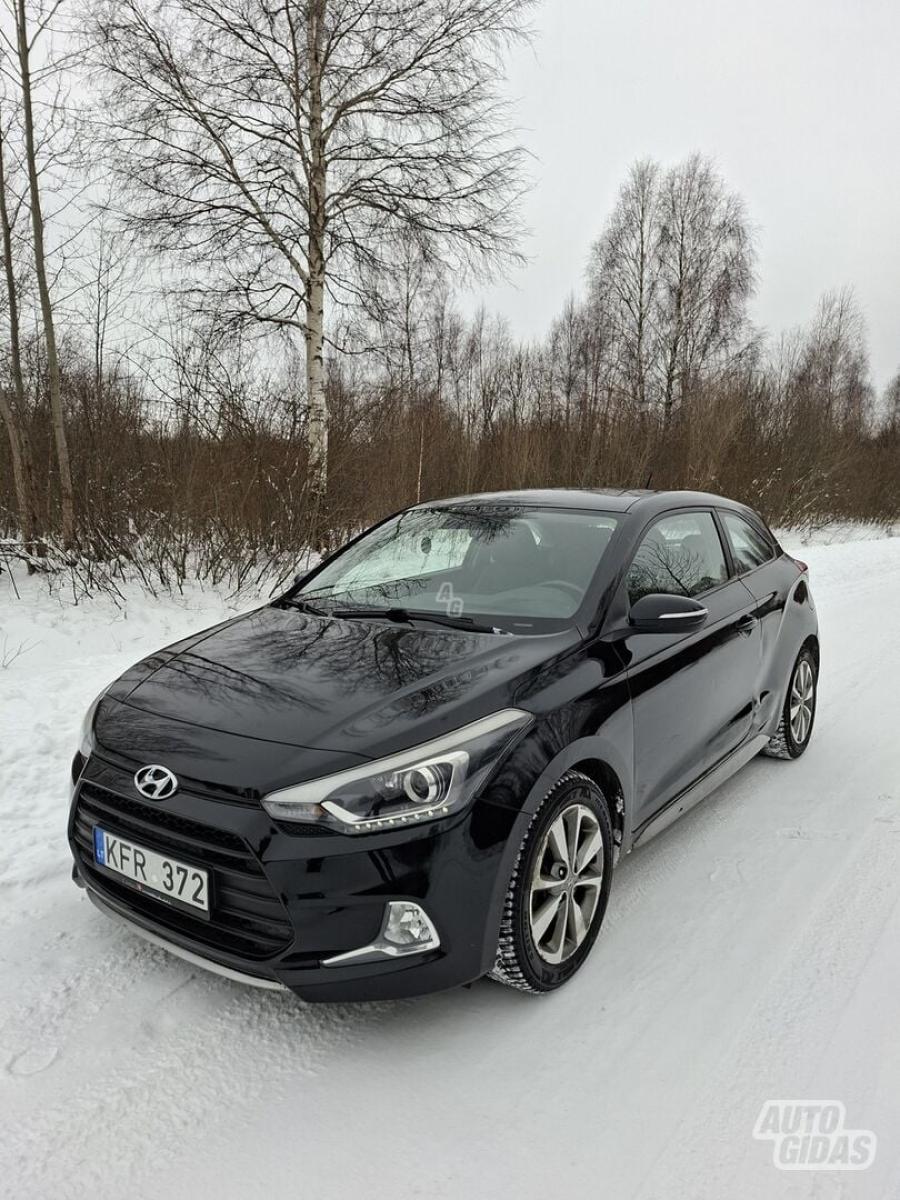 Melns Hyundai i20 2015 Šauļi, ar dzinēja tilpumu 1.10 L un nobraukumu 120 tūkst. km par 3750 €, foto 2 vietnē AUTOMOTO.COM.LV