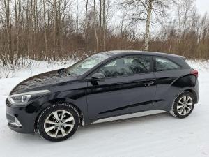 Black Hyundai i20 2015 in Siauliai, with an engine capacity of 1.12 L and mileage of 120 thousand km for 3750 €, photo 5 on AUTOMOTO.COM.LV
