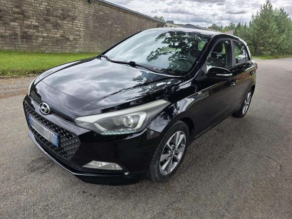 Melns Hyundai i20 2015 Tauragė, ar dzinēja tilpumu 1.25 L un nobraukumu 208 tūkst. km par 4200 €, foto 2 vietnē AUTOMOTO.COM.LV