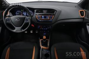 Black Hyundai i20 2018 in Riga, with an engine capacity of 1.00 L and mileage of 141 thousand km for 11900 €, photo 13 on AUTOMOTO.COM.LV