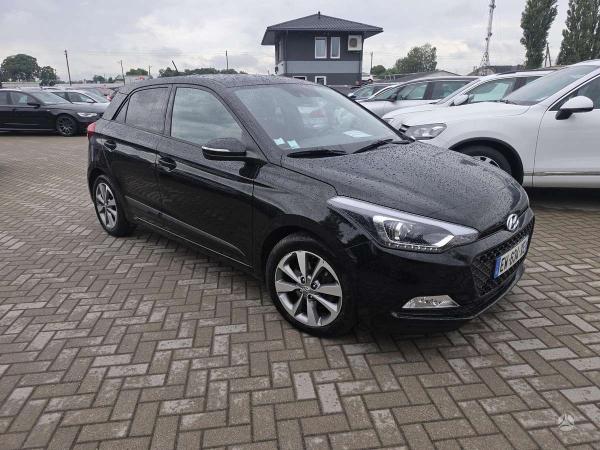 Melns Hyundai i20 2018 Tauragė, ar dzinēja tilpumu 1.10 L un nobraukumu 241 tūkst. km par 5500 €, foto 3 vietnē AUTOMOTO.COM.LV