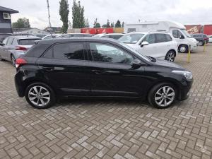 Melns Hyundai i20 2018 Tauragė, ar dzinēja tilpumu 1.10 L un nobraukumu 241 tūkst. km par 5500 €, foto 5 vietnē AUTOMOTO.COM.LV