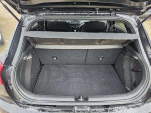Melns Hyundai i20 2018 Tauragė, ar dzinēja tilpumu 1.10 L un nobraukumu 241 tūkst. km par 5500 €, foto 19 vietnē AUTOMOTO.COM.LV