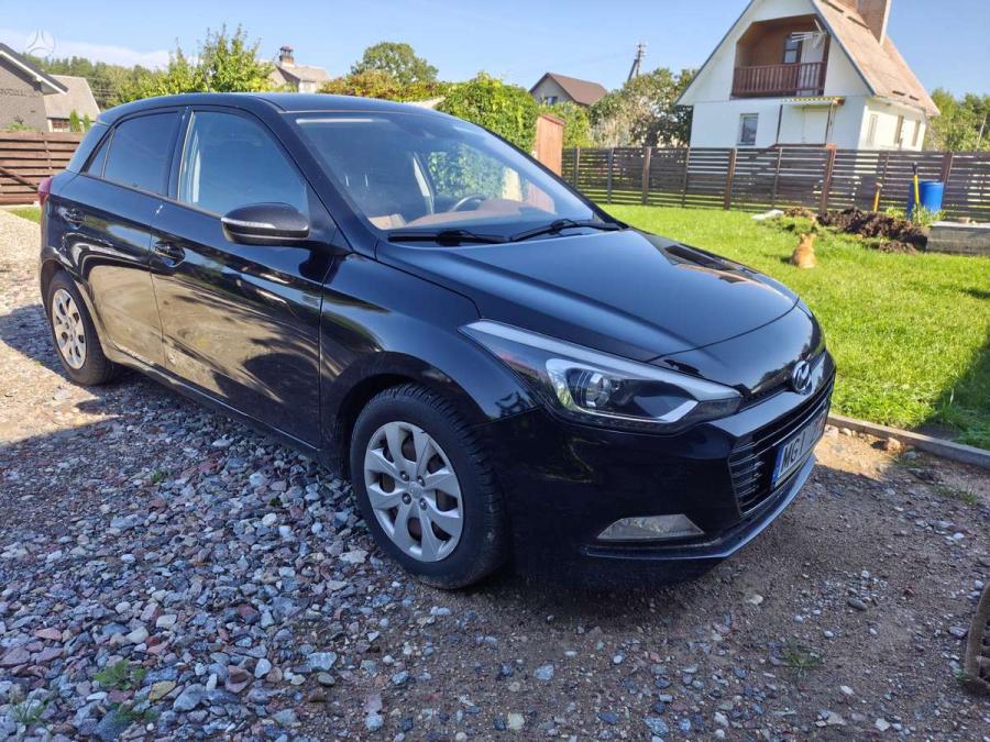 Melns Hyundai i20 2018 Klaipėda, ar dzinēja tilpumu 1.00 L un nobraukumu 193 tūkst. km par 6200 €, foto 1 vietnē AUTOMOTO.COM.LV