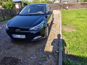 Melns Hyundai i20 2018 Klaipėda, ar dzinēja tilpumu 1.00 L un nobraukumu 193 tūkst. km par 6200 €, foto 5 vietnē AUTOMOTO.COM.LV
