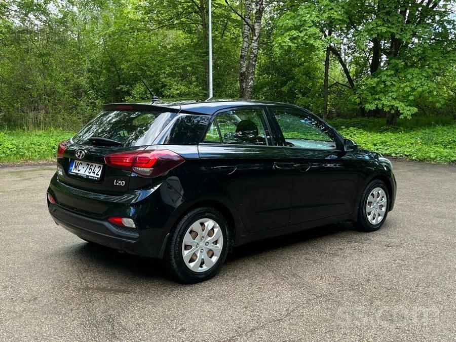 Черный Хендай и20 2019 в Рига, объемом двигателя 1.00 л и пробегом 0 тыс. км за 7999 €, фото 6 на AUTOMOTO.COM.LV