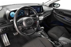 Black Hyundai i20 2022 in Riga, with an engine capacity of 1.00 L and mileage of 46 thousand km for 12590 €, photo 13 on AUTOMOTO.COM.LV