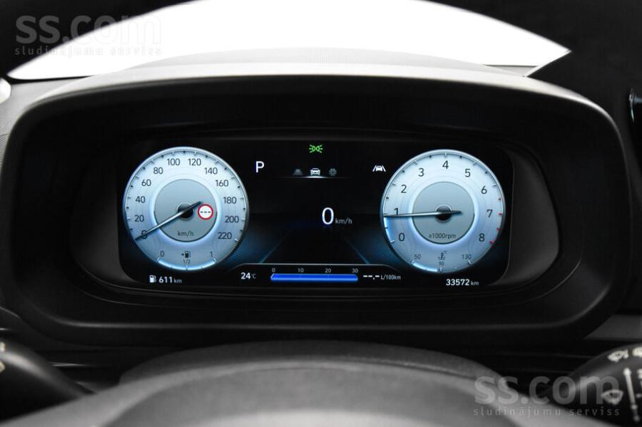 Black Hyundai i20 2022 in Riga, with an engine capacity of 1.00 L and mileage of 46 thousand km for 12590 €, photo 22 on AUTOMOTO.COM.LV