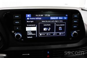 Black Hyundai i20 2022 in Riga, with an engine capacity of 1.00 L and mileage of 46 thousand km for 12590 €, photo 28 on AUTOMOTO.COM.LV