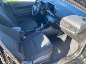 Melns Hyundai i20 2023 Jehvi, ar dzinēja tilpumu 1.00 L un nobraukumu 35 tūkst. km par 16900 €, foto 13 vietnē AUTOMOTO.COM.LV