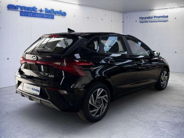 Melns Hyundai i20 2024 Kauņa, ar dzinēja tilpumu 1.00 L un nobraukumu 13 tūkst. km par 22390 €, foto 3 vietnē AUTOMOTO.COM.LV