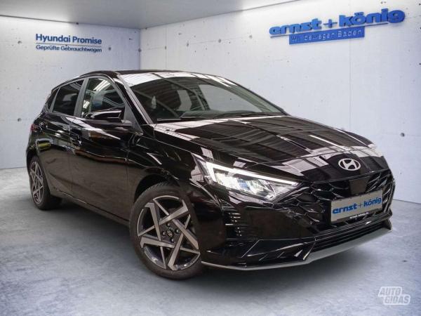Black Hyundai i20 2025 in Kaunas, with an engine capacity of 1.00 L and mileage of 14 thousand km for 23420 €, photo 3 on AUTOMOTO.COM.LV