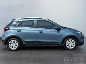 Zils Hyundai i20 2019 Rīga, ar dzinēja tilpumu 1.00 L un nobraukumu 87 tūkst. km par 10291 €, foto 7 vietnē AUTOMOTO.COM.LV