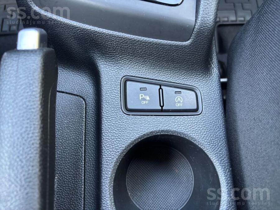 Zils Hyundai i20 2019 Rīga, ar dzinēja tilpumu 1.00 L un nobraukumu 87 tūkst. km par 10291 €, foto 17 vietnē AUTOMOTO.COM.LV