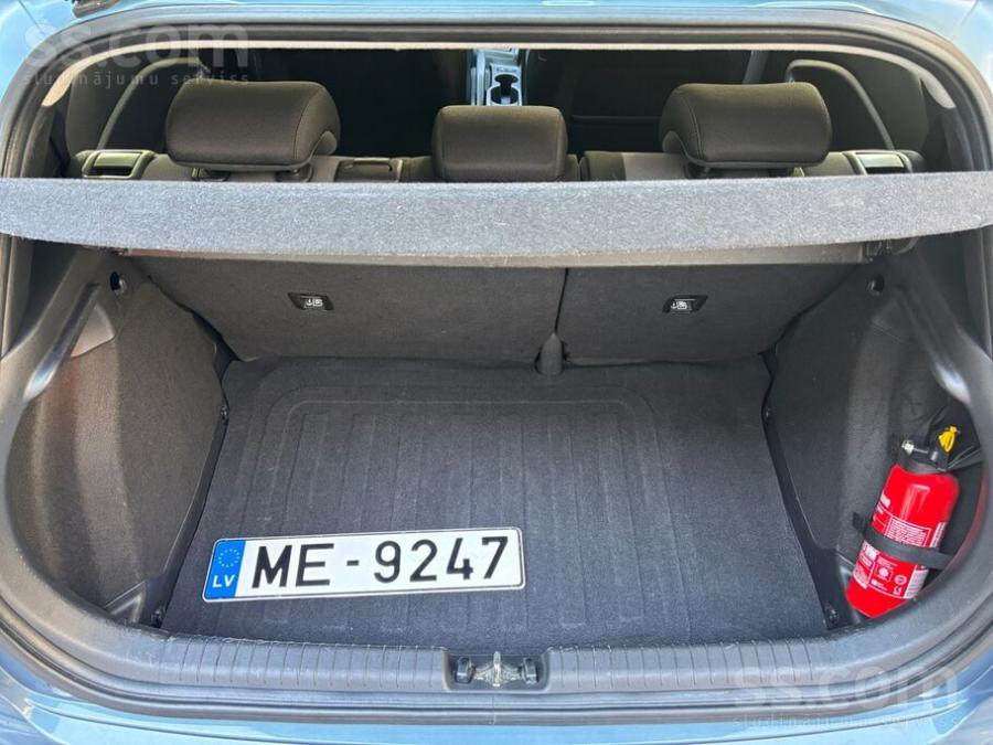 Zils Hyundai i20 2019 Rīga, ar dzinēja tilpumu 1.00 L un nobraukumu 87 tūkst. km par 10291 €, foto 22 vietnē AUTOMOTO.COM.LV