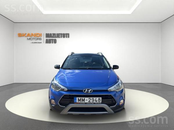 Zils Hyundai i20 2020 Rīga, ar dzinēja tilpumu 1.00 L un nobraukumu 52 tūkst. km par 10890 €, foto 2 vietnē AUTOMOTO.COM.LV