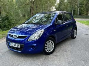 Zils Hyundai i20 2009 Jelgava, ar dzinēja tilpumu 1.40 L un nobraukumu 231 tūkst. km par 3300 €, foto  vietnē AUTOMOTO.COM.LV