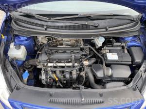 Blue Hyundai i20 2010 in Talsi, with an engine capacity of 1.20 L and mileage of 194 thousand km for 2450 €, photo 11 on AUTOMOTO.COM.LV