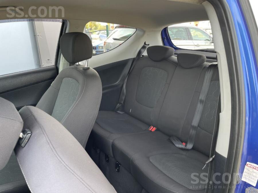 Blue Hyundai i20 2010 in Talsi, with an engine capacity of 1.20 L and mileage of 194 thousand km for 2450 €, photo 18 on AUTOMOTO.COM.LV