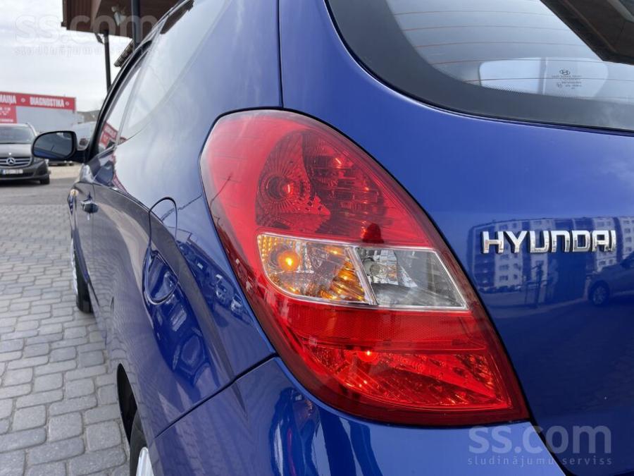 Blue Hyundai i20 2010 in Talsi, with an engine capacity of 1.20 L and mileage of 194 thousand km for 2450 €, photo 19 on AUTOMOTO.COM.LV