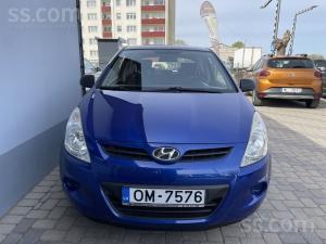 Blue Hyundai i20 2010 in Talsi, with an engine capacity of 1.20 L and mileage of 194 thousand km for 2450 €, photo 24 on AUTOMOTO.COM.LV