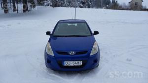 Blue Hyundai i20 2011 in Aluksne, with an engine capacity of 1.20 L and mileage of 0 thousand km for 2750 €, photo 4 on AUTOMOTO.COM.LV