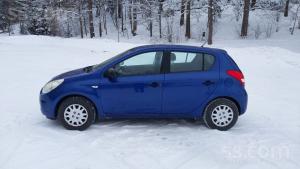 Blue Hyundai i20 2011 in Aluksne, with an engine capacity of 1.20 L and mileage of 0 thousand km for 2750 €, photo 9 on AUTOMOTO.COM.LV