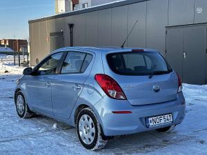 Blue Hyundai i20 2012 in Kaunas, with an engine capacity of 1.25 L and mileage of 229 thousand km for 2050 €, photo 4 on AUTOMOTO.COM.LV