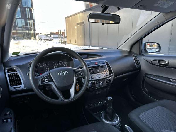Zils Hyundai i20 2012 Kauņa, ar dzinēja tilpumu 1.25 L un nobraukumu 229 tūkst. km par 2050 €, foto 8 vietnē AUTOMOTO.COM.LV