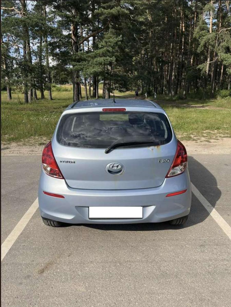 Blue Hyundai i20 2012 in Kaunas, with an engine capacity of 1.25 L and mileage of 278 thousand km for 1999 €, photo 14 on AUTOMOTO.COM.LV