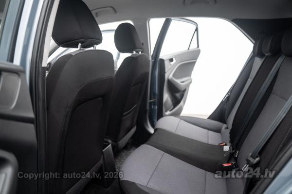 Blue Hyundai i20 2016 in Tallinn, with an engine capacity of 1.40 L and mileage of 105 thousand km for 9999 €, photo 9 on AUTOMOTO.COM.LV