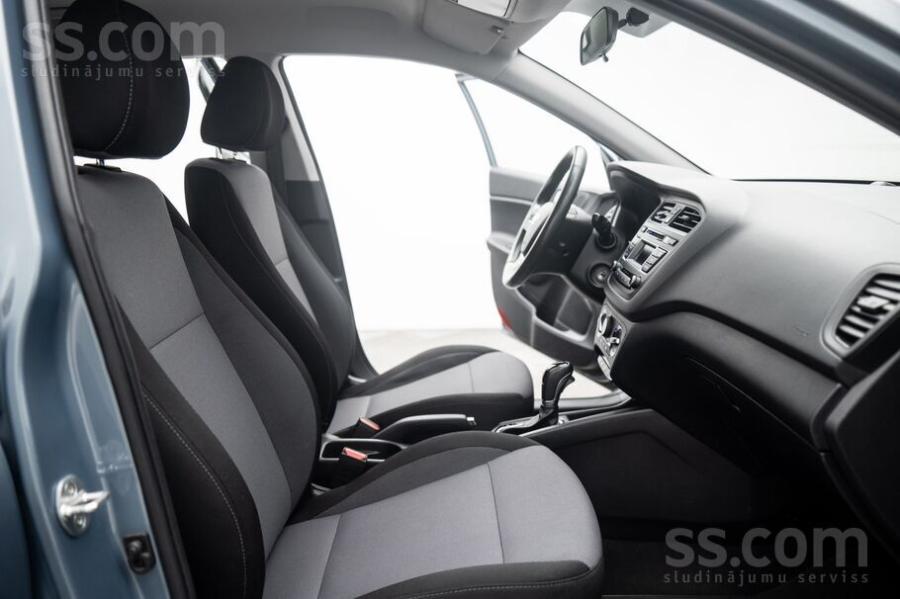 Zils Hyundai i20 2016 Tallina, ar dzinēja tilpumu 1.40 L un nobraukumu 105 tūkst. km par 9998 €, foto 13 vietnē AUTOMOTO.COM.LV