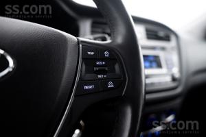 Zils Hyundai i20 2016 Tallina, ar dzinēja tilpumu 1.40 L un nobraukumu 105 tūkst. km par 9998 €, foto 17 vietnē AUTOMOTO.COM.LV