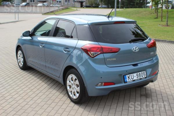 Zils Hyundai i20 2017 Jēkabpils, ar dzinēja tilpumu 1.40 L un nobraukumu 87 tūkst. km par 8500 €, foto 8 vietnē AUTOMOTO.COM.LV