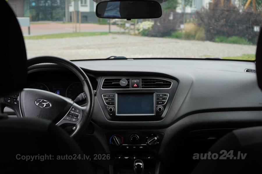 Zils Hyundai i20 2020 Tallina, ar dzinēja tilpumu 1.00 L un nobraukumu 51 tūkst. km par 11850 €, foto 6 vietnē AUTOMOTO.COM.LV