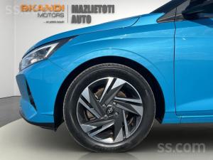 Blue Hyundai i20 2021 in Riga, with an engine capacity of 1.00 L and mileage of 62 thousand km for 12790 €, photo 17 on AUTOMOTO.COM.LV