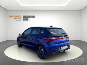 Zils Hyundai i20 2021 Rīga, ar dzinēja tilpumu 1.00 L un nobraukumu 74 tūkst. km par 12490 €, foto 5 vietnē AUTOMOTO.COM.LV