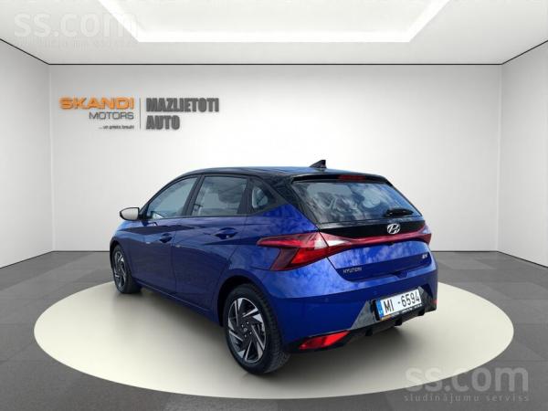 Синий Хендай и20 2021 в Рига, объемом двигателя 1.00 л и пробегом 17 тыс. км за 13790 €, фото 4 на AUTOMOTO.COM.LV