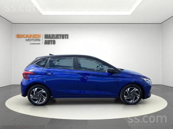 Синий Хендай и20 2021 в Рига, объемом двигателя 1.00 л и пробегом 17 тыс. км за 13790 €, фото 7 на AUTOMOTO.COM.LV
